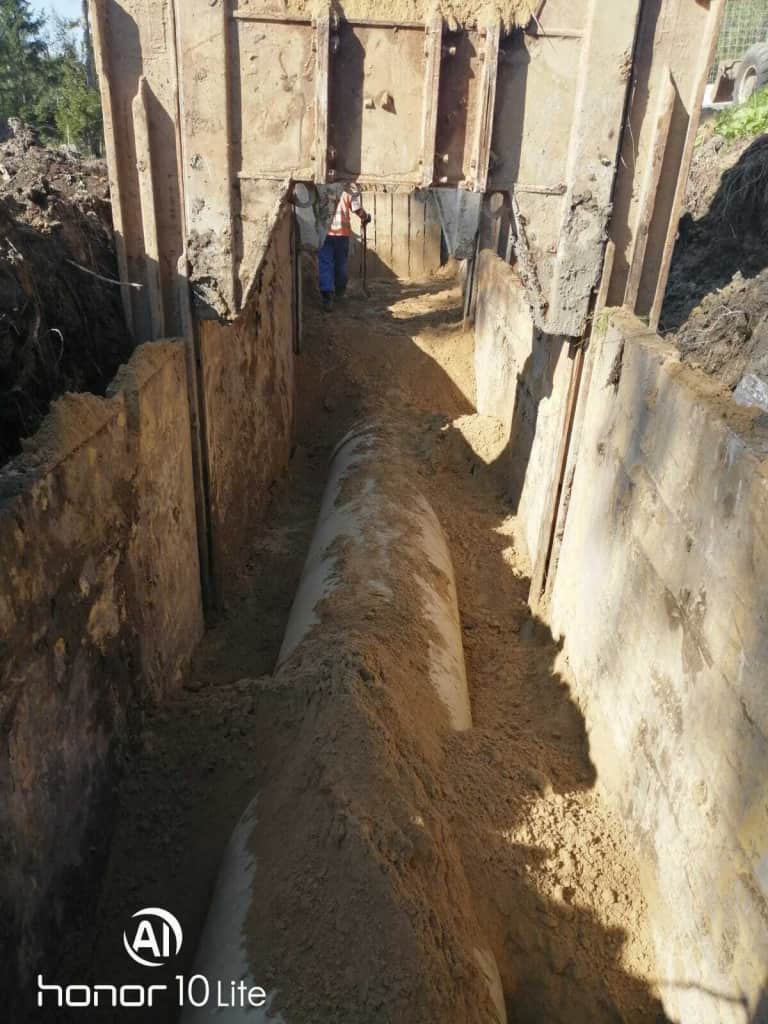 Installation of HELYX pipes for sewer DN 1000 in St. Petersburg | news ...